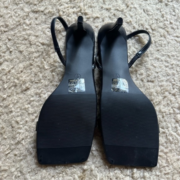 PrettyLittleThing | Shoes | Pretty Little Thing Square Toe Heel | Poshmark